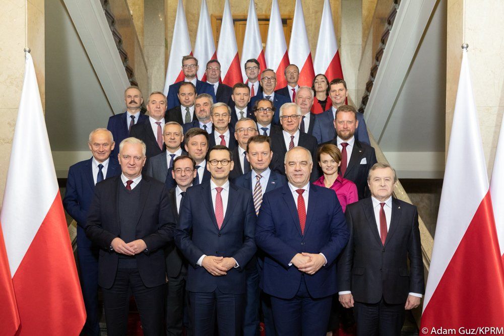PiS przyspiesza z nowym rządem. Młodzi politycy awansują, kluczowe ...