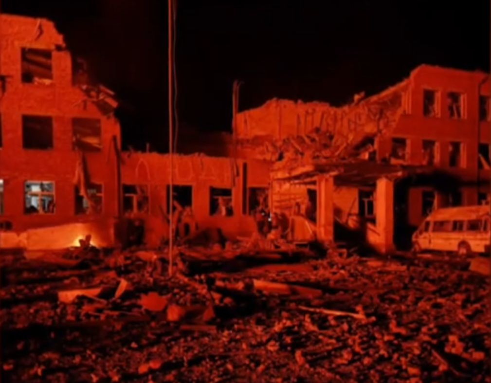 Russian guided bombs devastate Ukrainian-held town in Kursk