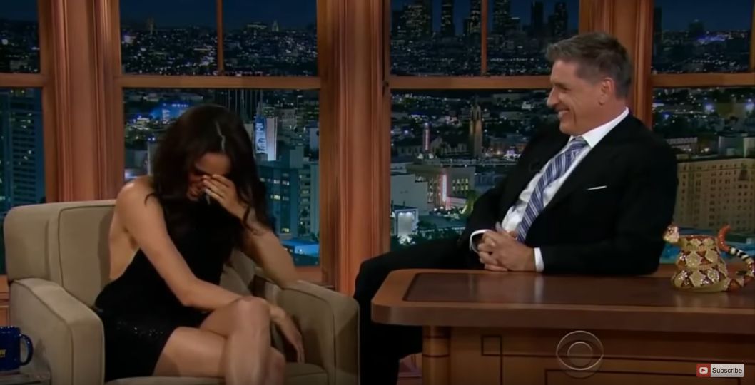 Wypłynął stary wywiad z Meghan Markle. Dziennikarz chwalił jej ogolone nogi Wypłynął stary wywiad z Meghan Markle. Dziennikarz chwalił jej ogolone nogi