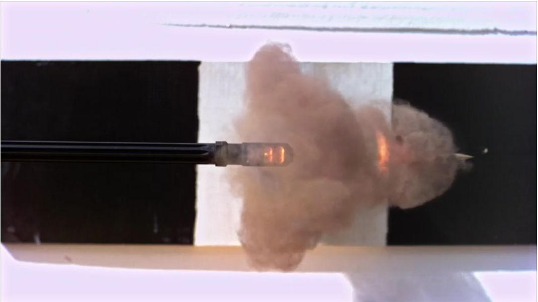 Wyścig pocisków różnego kalibru. Wśród nich .416 Barrett, .45 ACP, 9mm ...