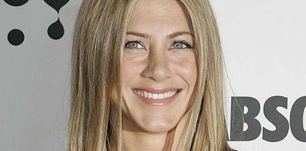 Jennifer Ale's Instagram, Twitter & Facebook on IDCrawl