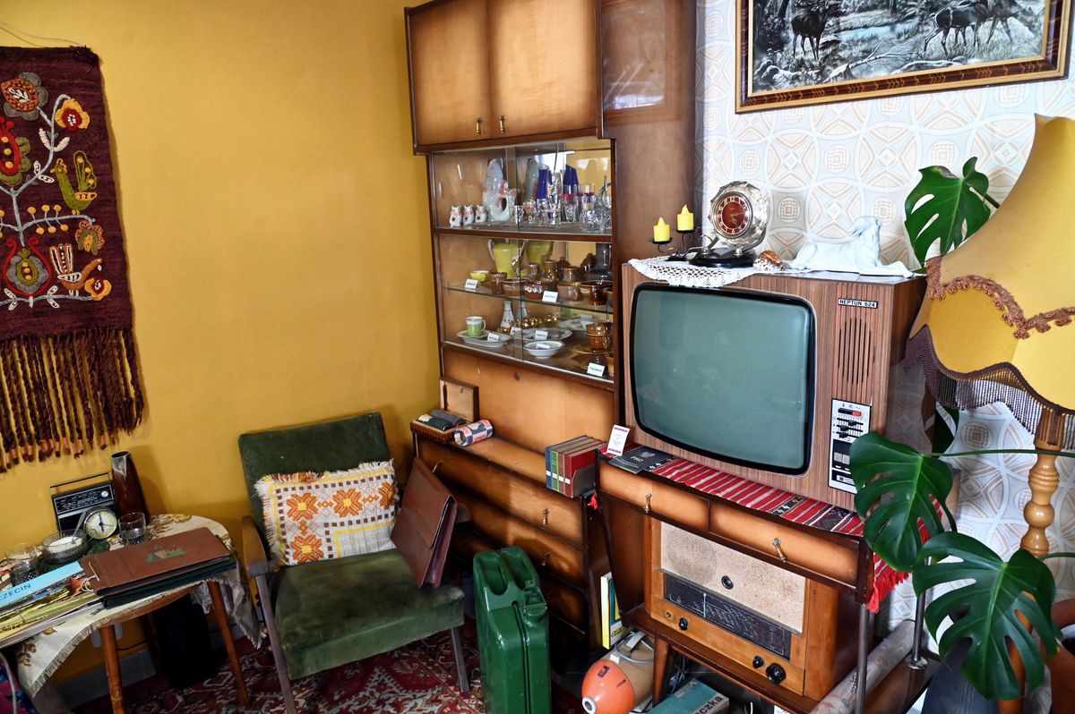 Quiz. Przedmioty z PRL-u - co jest na zdjęciu? - o2