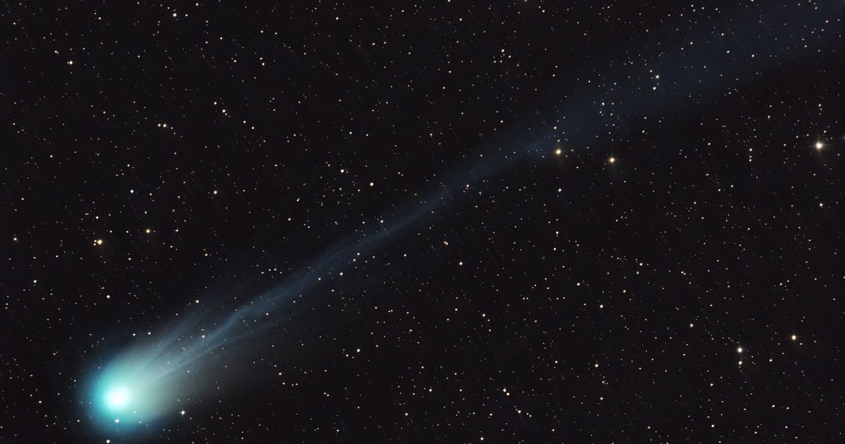 Rare 'Mother of Dragons' comet lights up the northern sky