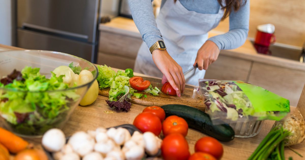 Chaos cooking: The new culinary trend redefining home kitchens