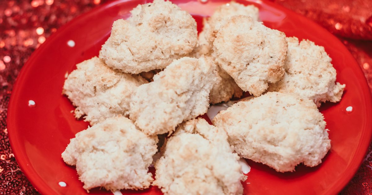 Coconut macaroons: Old-world flavor makes a sweet comeback