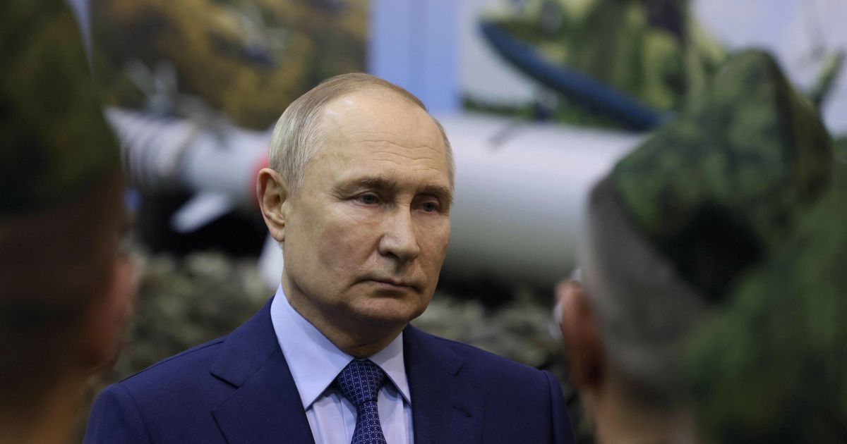 Russia's unseen military drills spark nuclear concerns in Europe