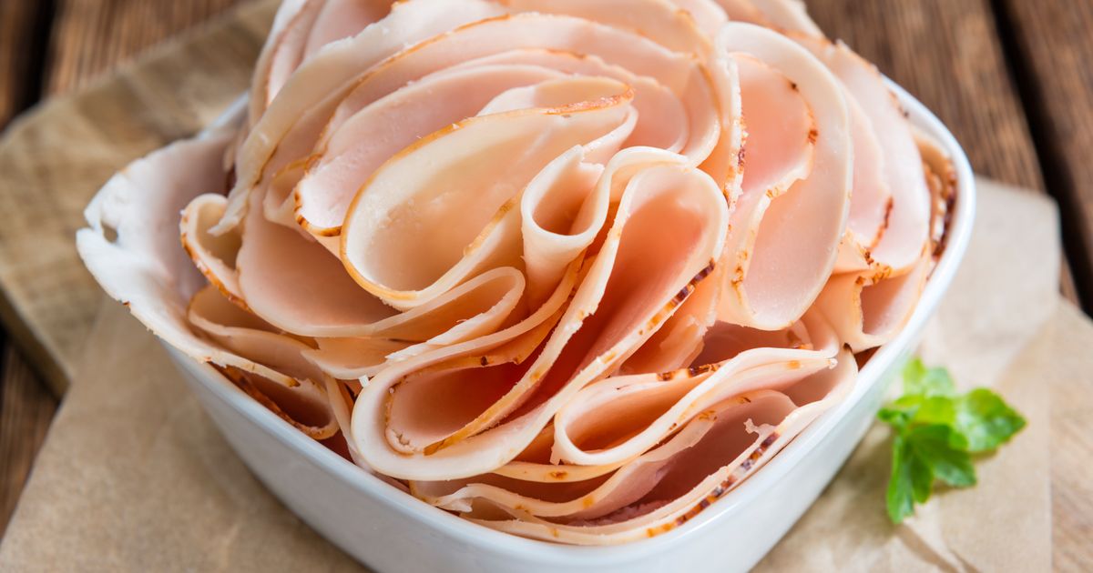 Homemade chicken ham: A nutritious twist on classic cold cuts