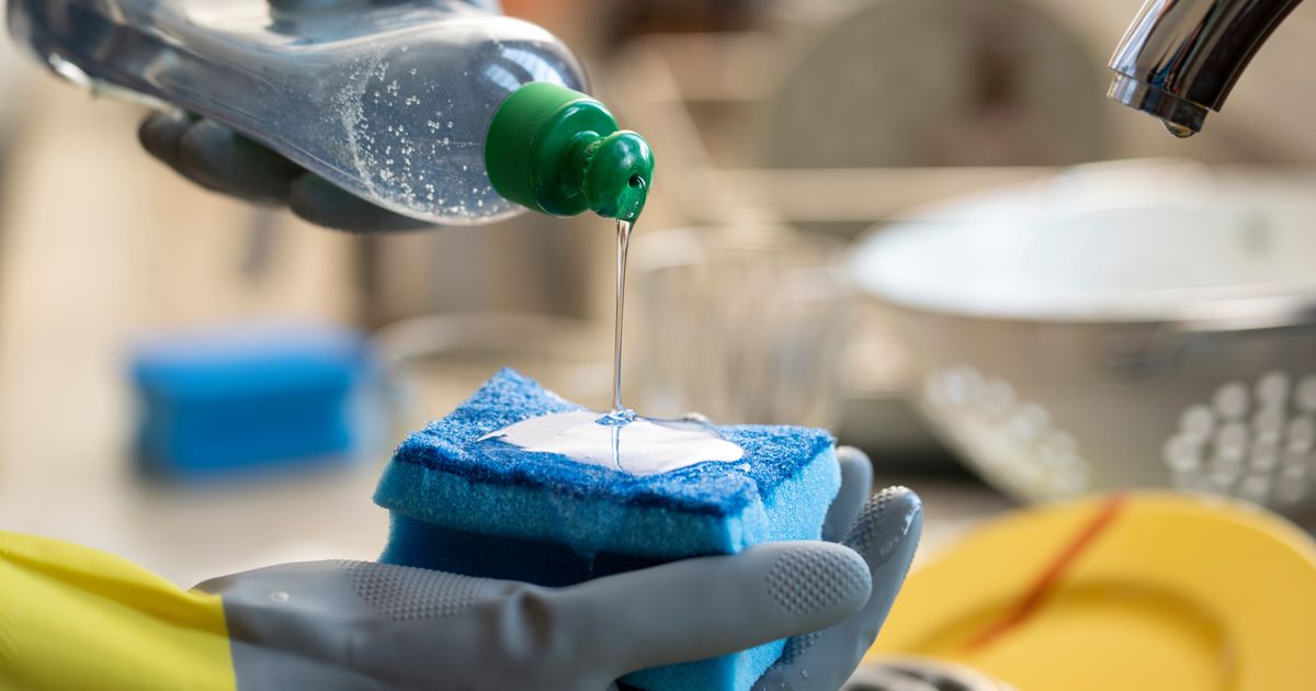 Caution: Mixing common cleaners can lead to dangerous reactions