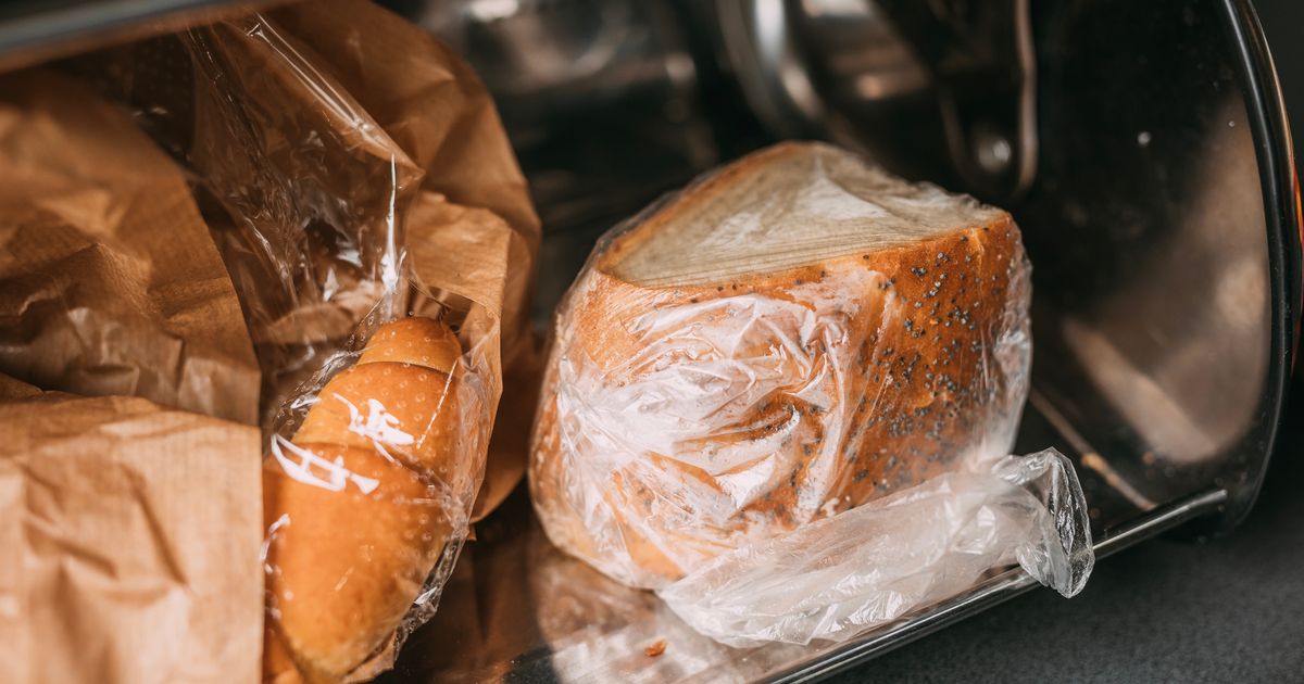 Stop making your bread hard and dull. Common mistakes and tricks to ...