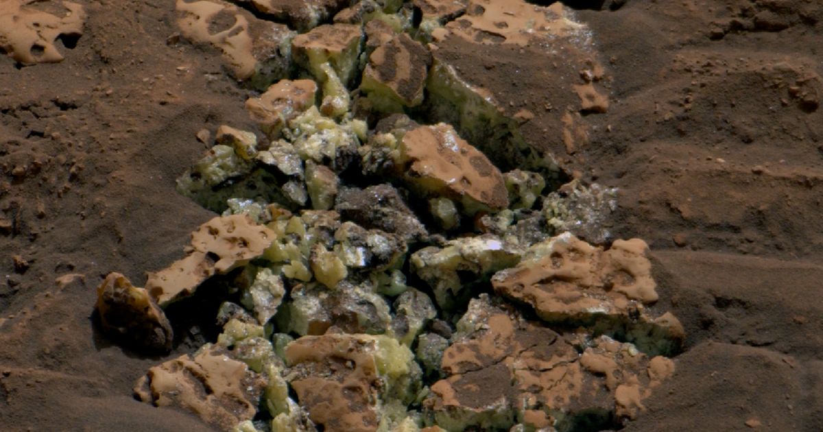 Mars rover uncovers unexpected sulfur oasis on the Red Planet