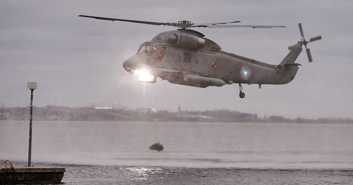 Fatal clash in the skies. One dead, seven missing after Japanese ...