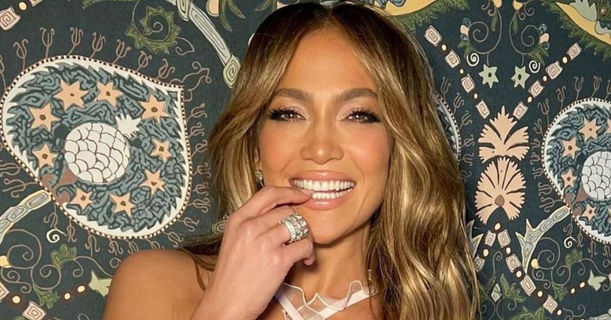 Jennifer Lopez reignites sheer trend with sensuous transparency at ...