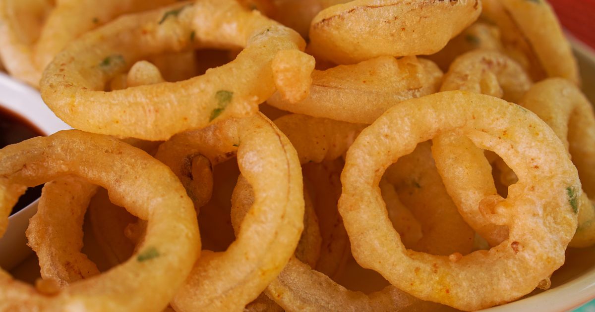 Discover the secret to perfectly crispy onion rings at home