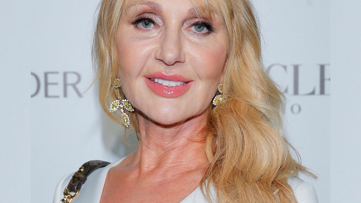 Helena Deeds po dwóch latach wróciła na salony w tej samej sukience, co ...