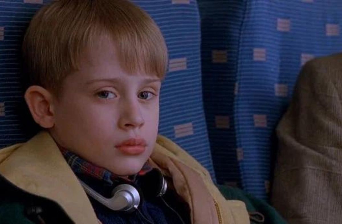 Real-life 'Home Alone'. Boy ends up on wrong flight in dramatic airline ...