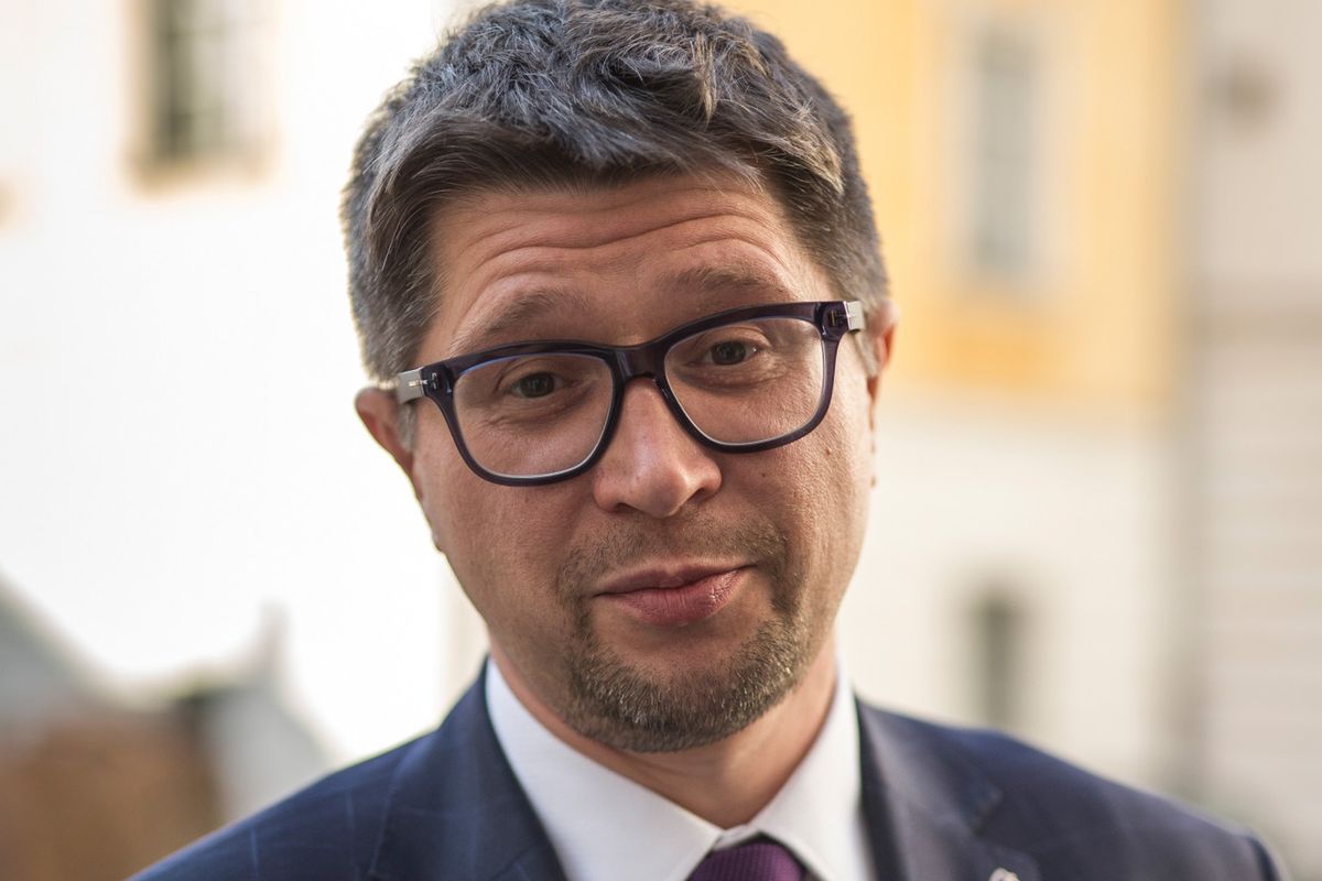 Adam Roch's Instagram, Twitter & Facebook on IDCrawl