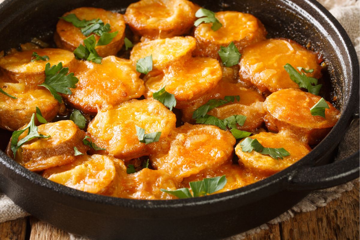 Spanish-style potatoes: A delicious budget-friendly meal