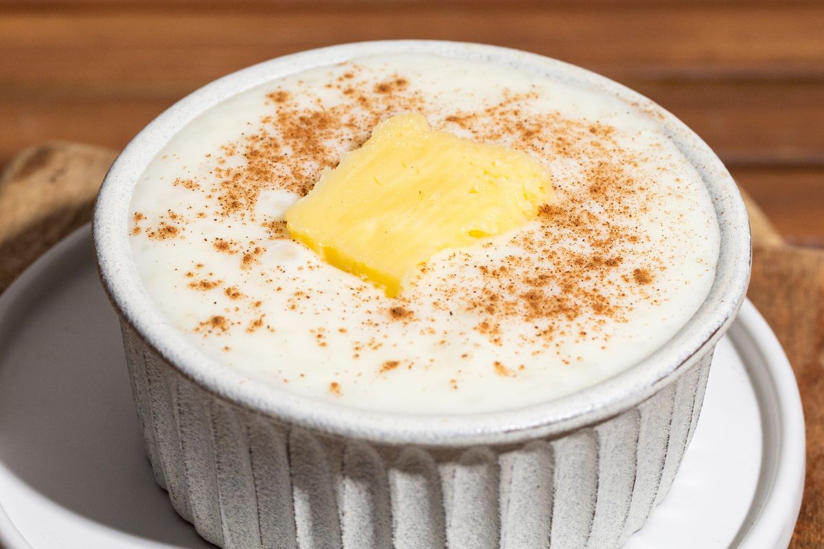 Norwegian sour cream porridge: A taste of cozy tradition