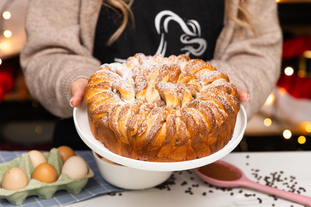 Unleash your inner baker with this twisted, dual-toned cake recipe that ... Unleash your inner baker with this twisted, dual-toned cake recipe that ...
