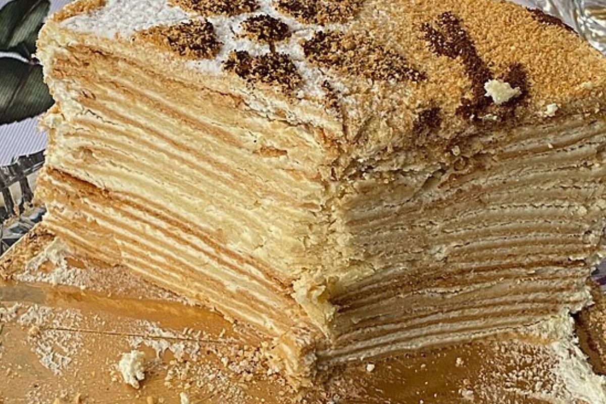 Ciocia z Podlasia na wszystkie święta podaje ciasto Marcinek. Znika do ...