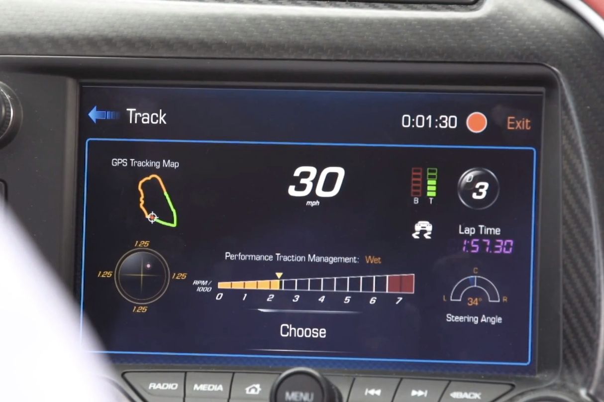 Corvette Performance Data Recorder i wszystko pod kontrolą [wideo]