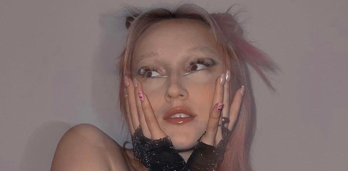 Poznajcie Hanię Puchalską, youtuberkę nominowaną w plebiscycie Pudelka ...