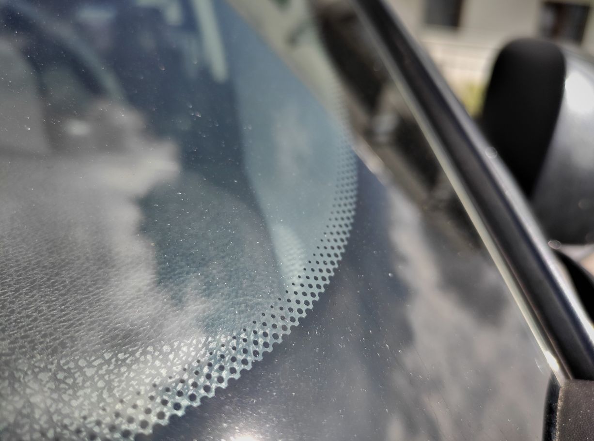 Black dots on car windows: More than meets the eye in vehicle safety ...