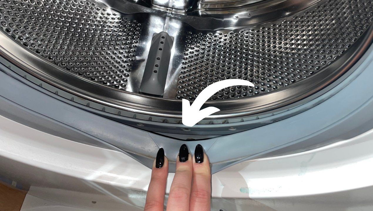 Kiedy pralka śmierdzi jak szambo, stosuję prosty trik za 2 zł. Odświeża ...