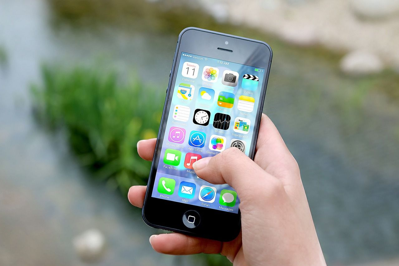 Jailbreak ze sklepem dla starszych iPhone ow warto mie iOS a 10.3