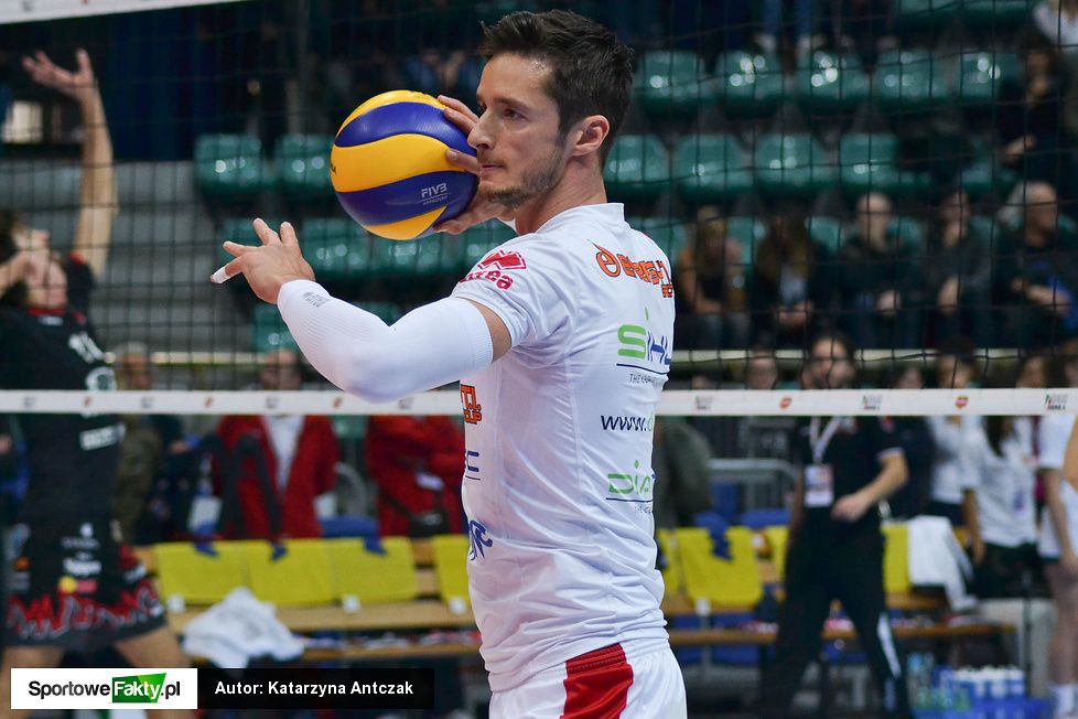 Zespół Łukasza Żygadły rozbił mistrza Iranu, Sarmayeh Bank Volleyball ...