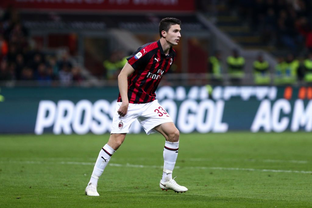 Olbrzymi pech piłkarza AC Milan. Mattia Caldara doznał poważnego urazu