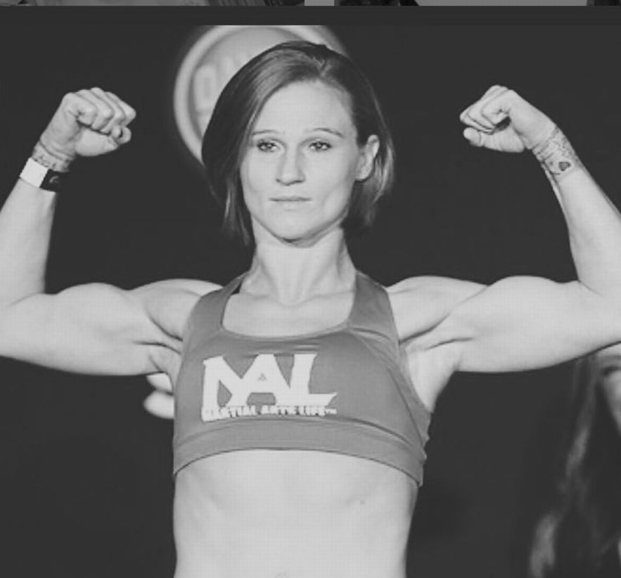 Nie żyje Katy Collins. Była zawodniczka MMA w wieku 32 lat zmarła na ...