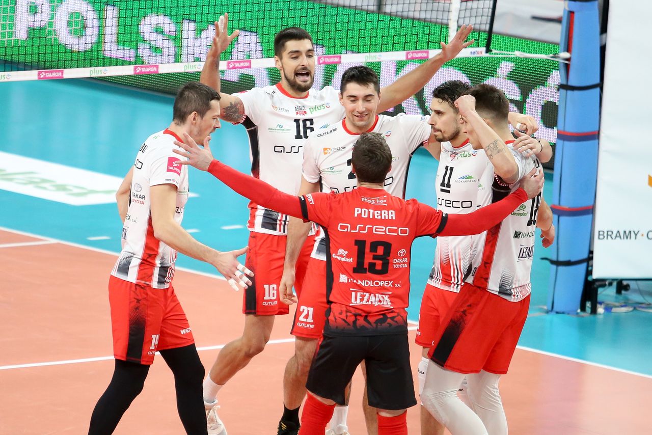 PlusLiga: Asseco Resovia pnie się w tabeli. Cuprum Lubin wraca z Rzeszowa bez punktów