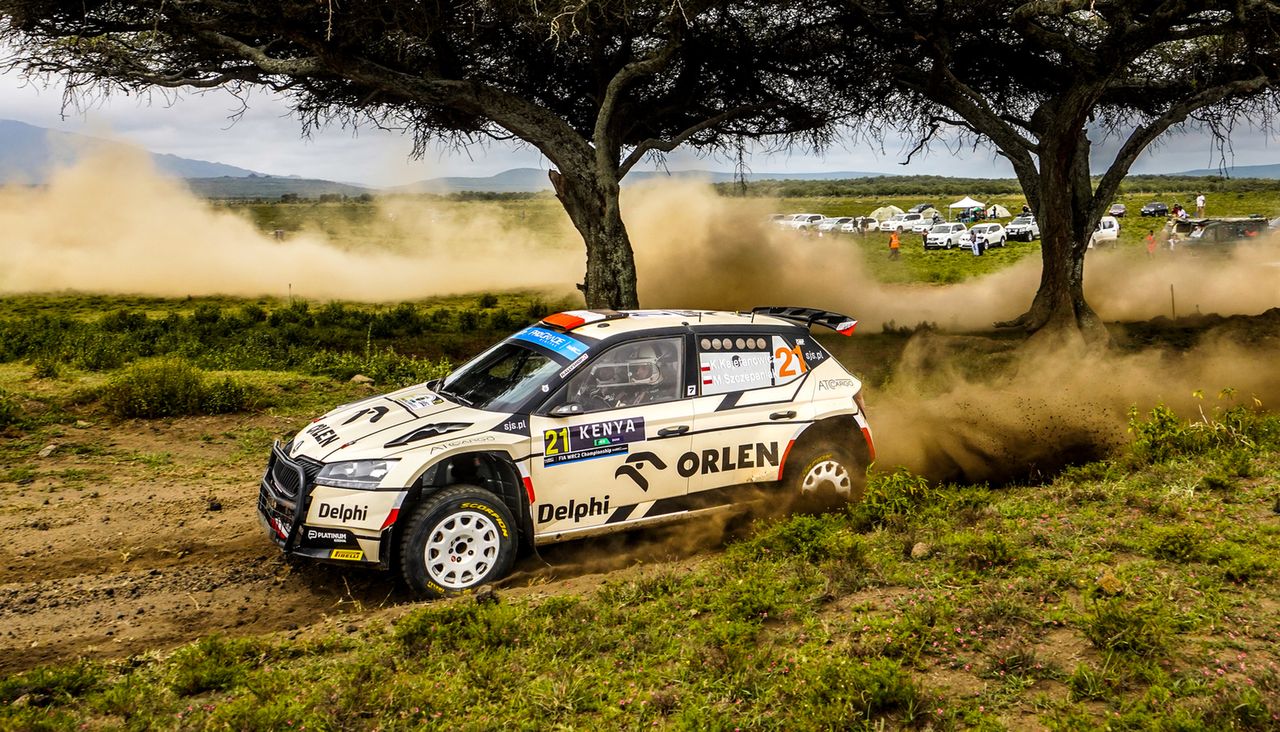 Wygrane oesy i przebita opona. Kajetanowicz ze zmiennym szczęściem