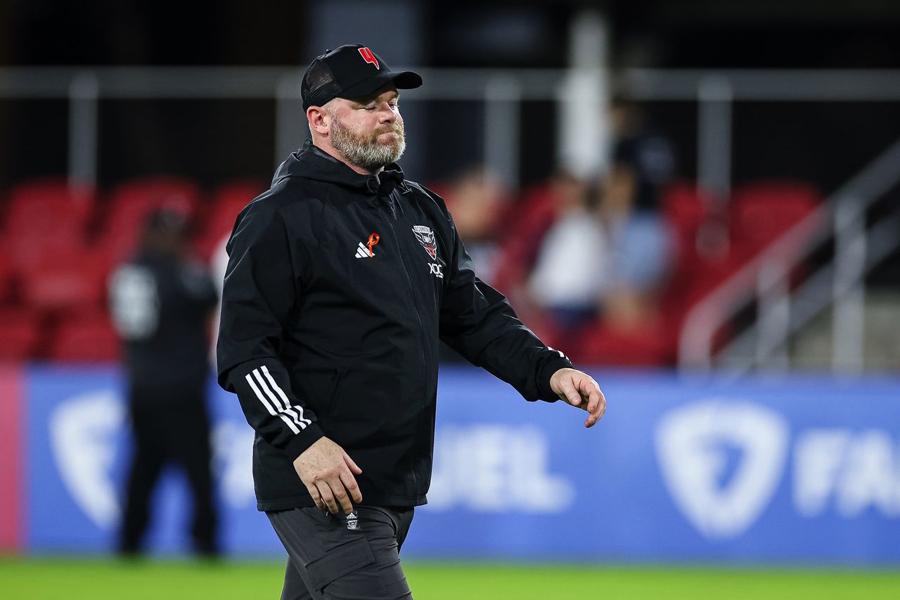 Kogo powinien sprowadzić Manchester United? Wayne Rooney nie ma wątpliwości