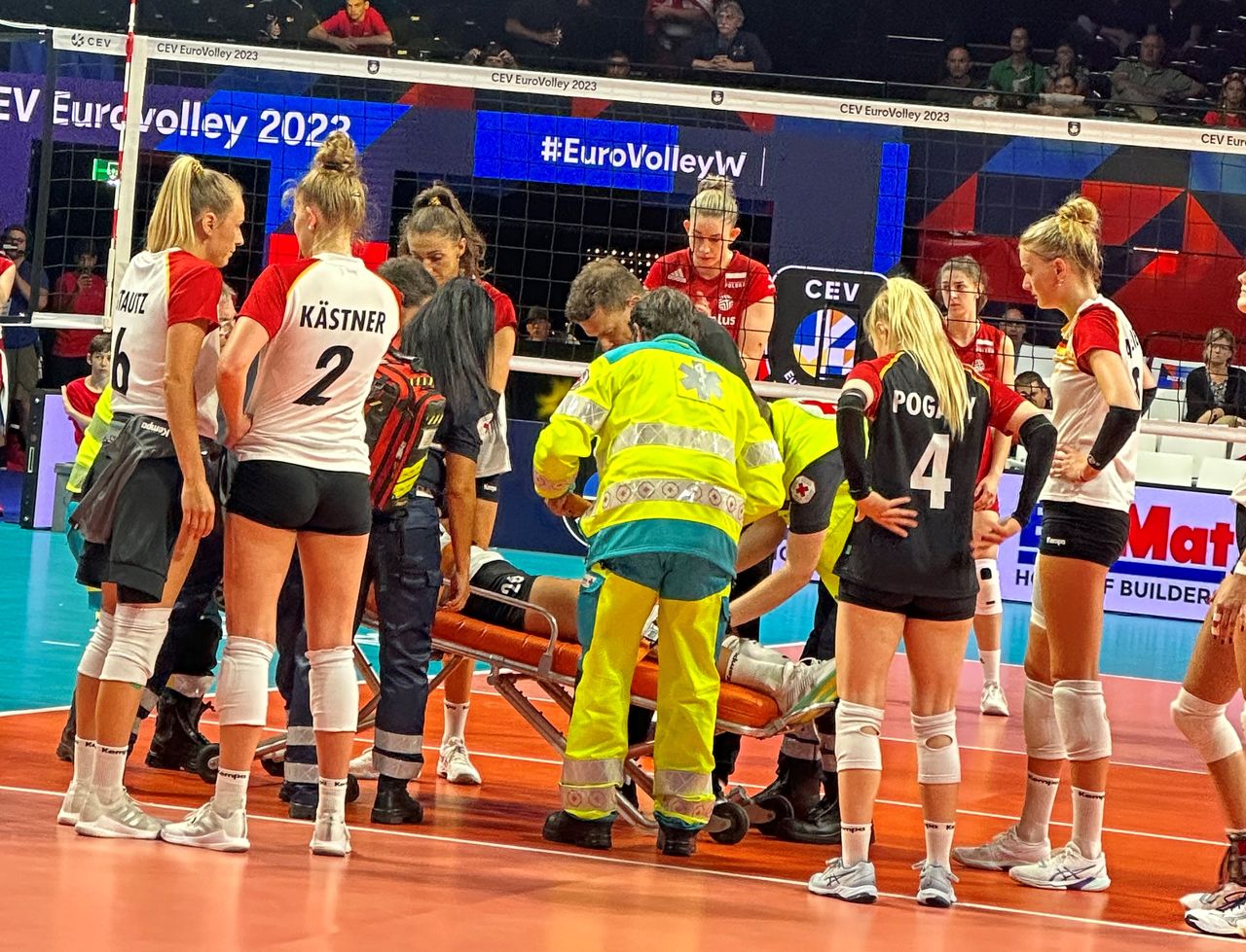 Przykre sceny w meczu Polska - Niemcy. Dramat siatkarki