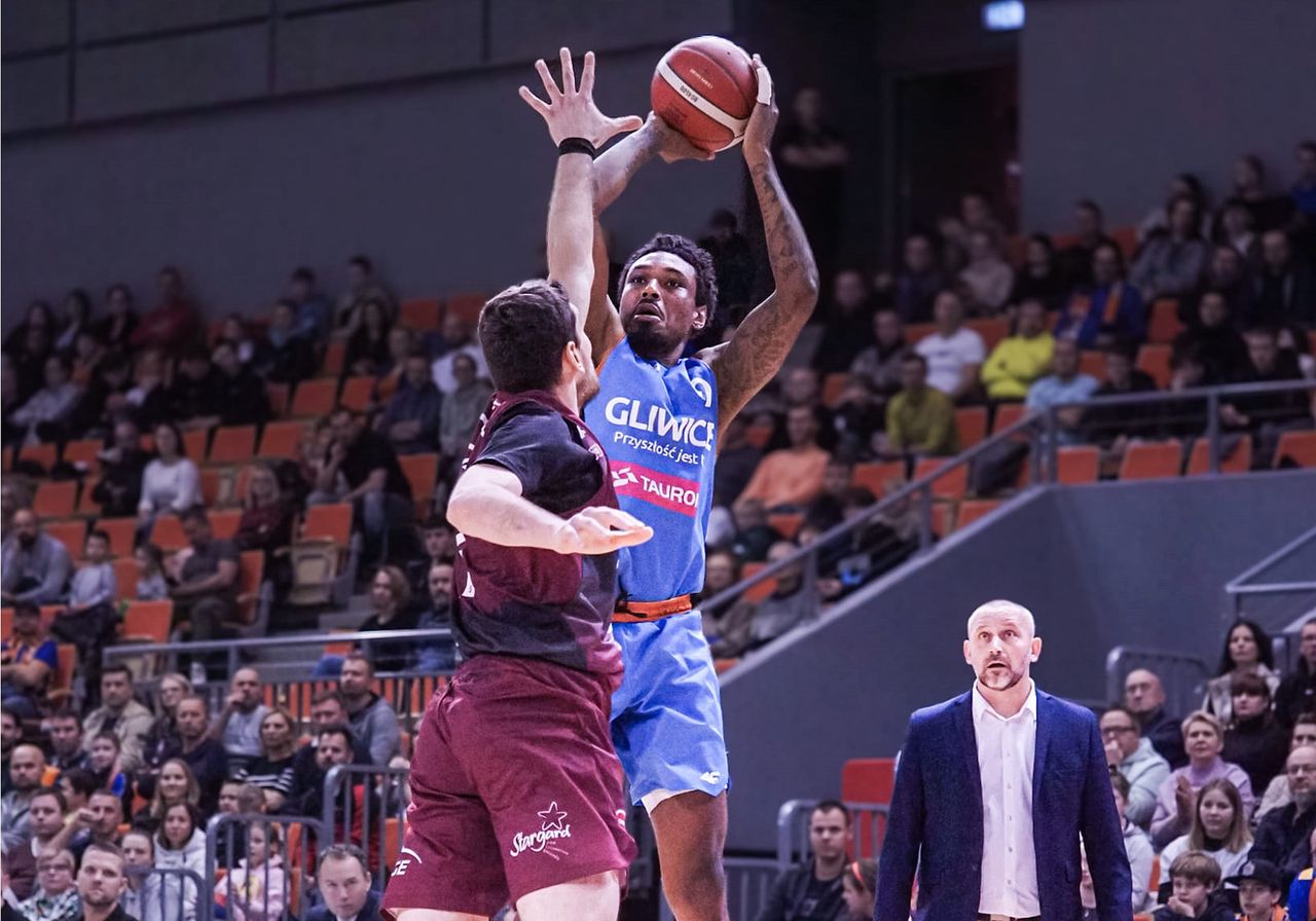 Josh Price przeciwko wszystkim. Rekord nie pomógł