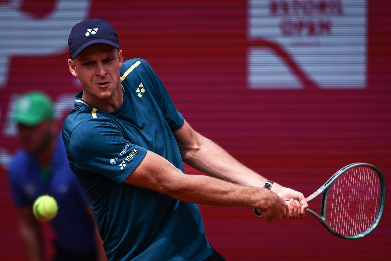 Hurkacz w finale w Estoril! Trzysetowy bój z happy endem