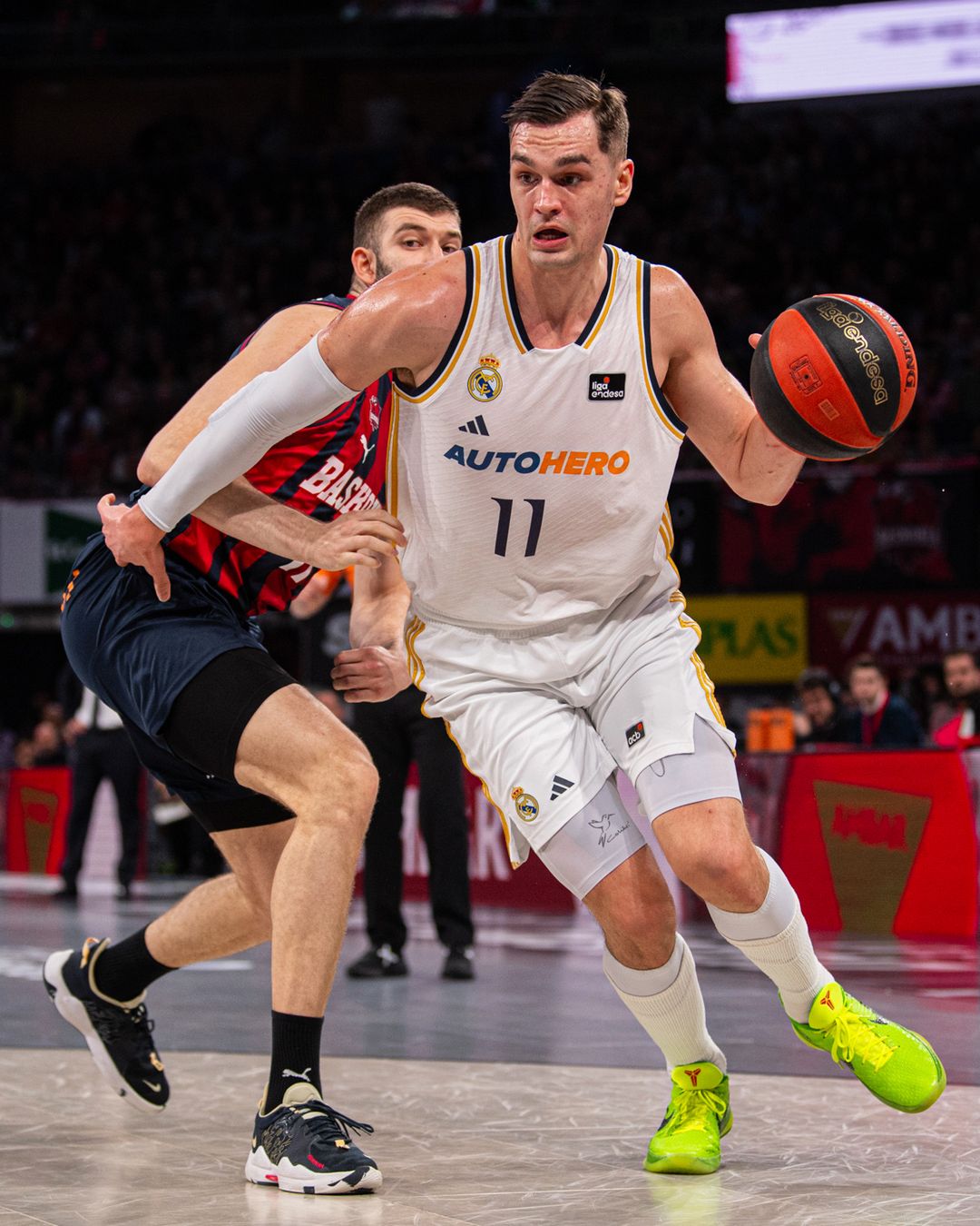 El Clasico na zakończenie roku w niedzielny wieczór na żywo w Sportklubie!