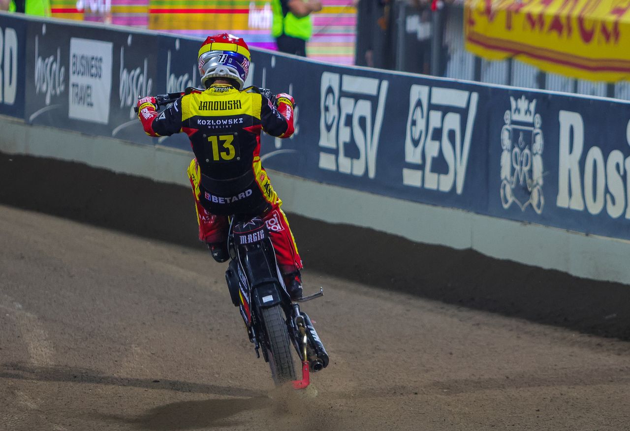 Żużel. Skuteczny Maciej Janowski. Chris Harris po raz kolejny zaskakuje