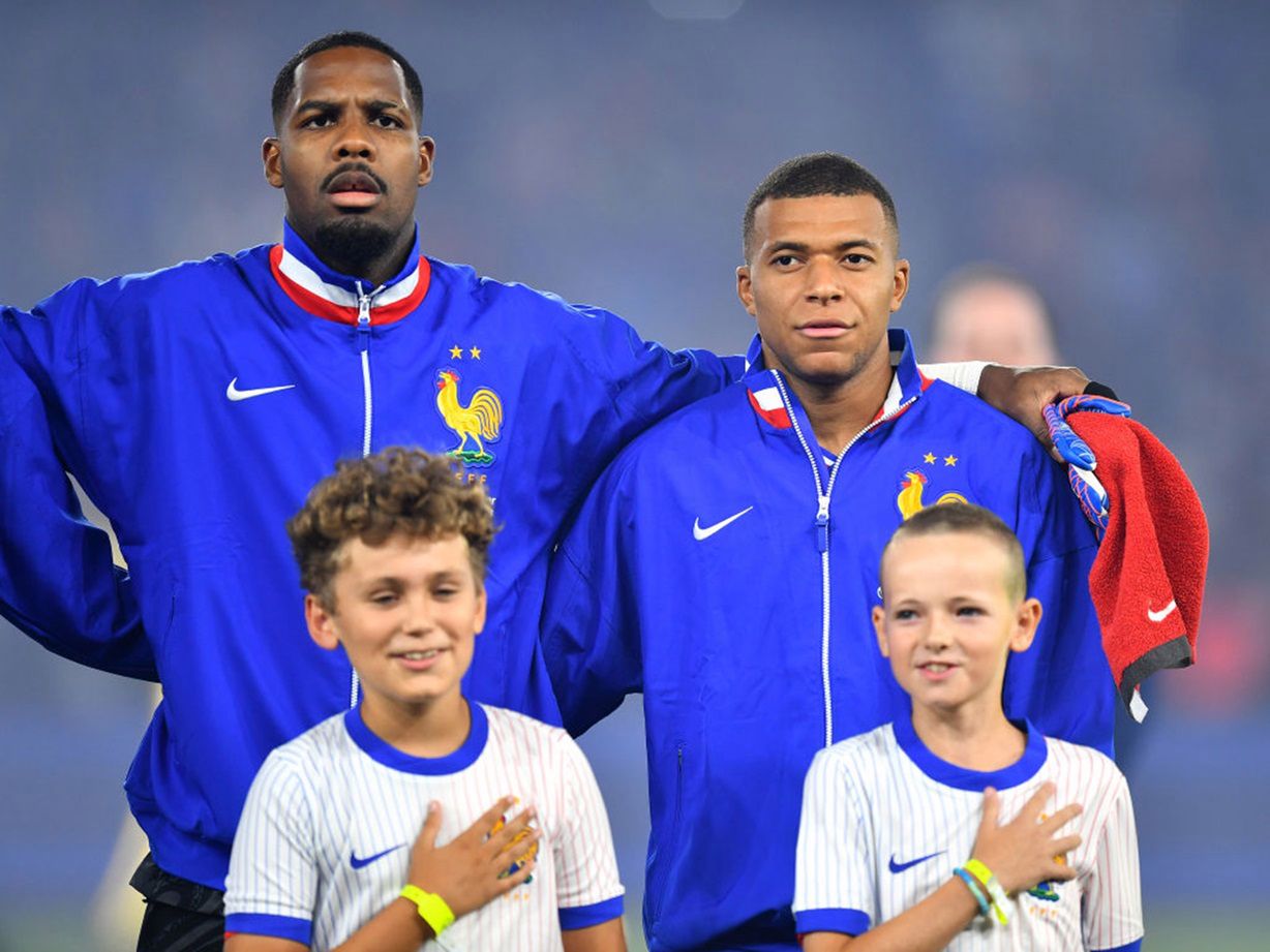 Gorąco we Francji. Kolega przy wszystkich zaatakował Mbappe