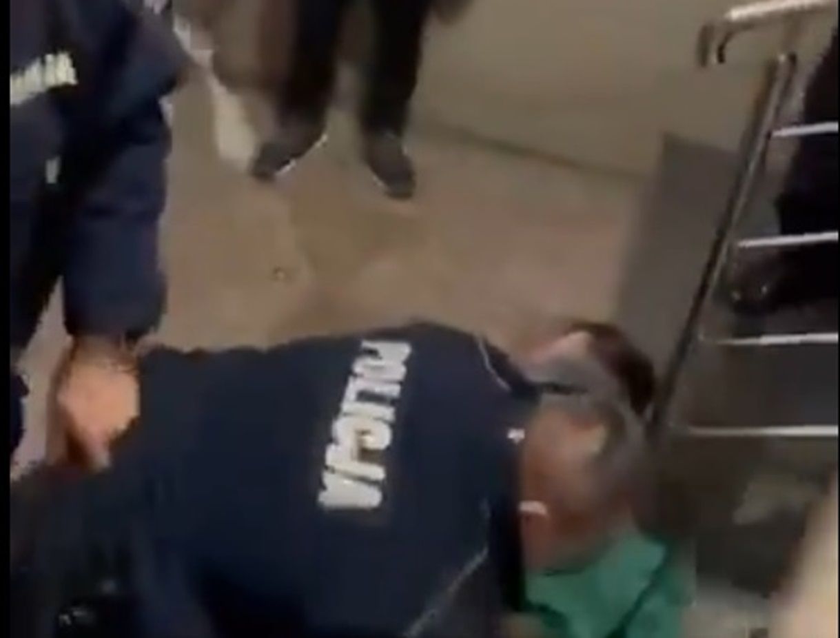 Skandal w polskiej lidze. Kibole wtargnęli do szatni