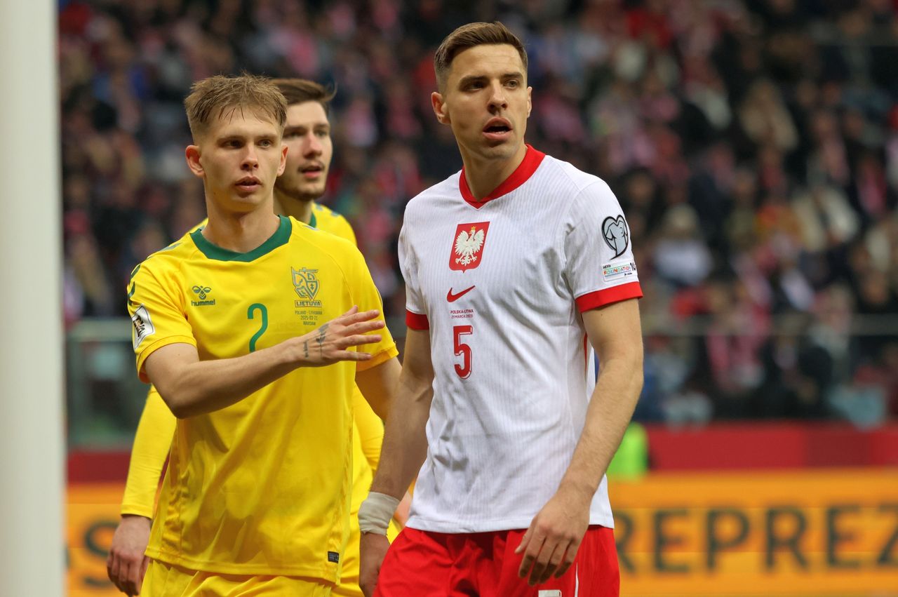 O krok od sensacyjnego transferu Bednarka. Utytułowany klub przeszedł ...