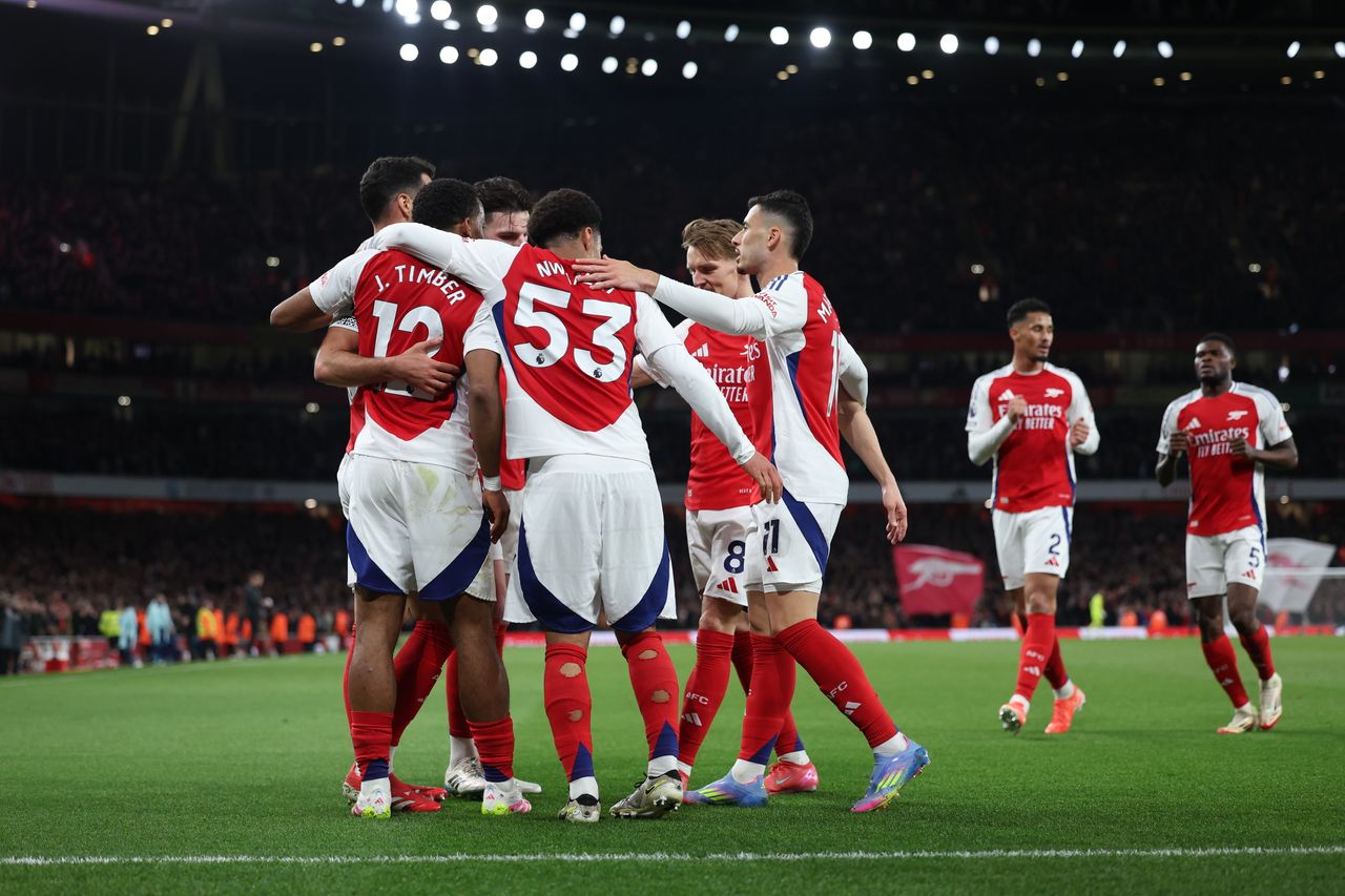 Premier League: skromne zwycięstwo Arsenalu FC z Jakubem Kiwiorem w ...