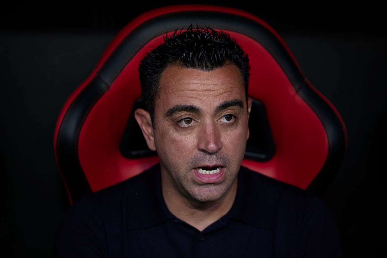 Od ponad roku jest bez pracy. Jest chętny na byłego trenera Barcy