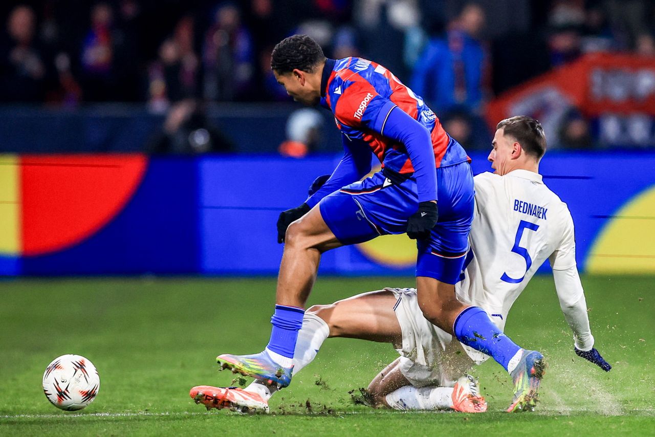 "Bardzo arogancki". Bednarek wściekł się na sędziego