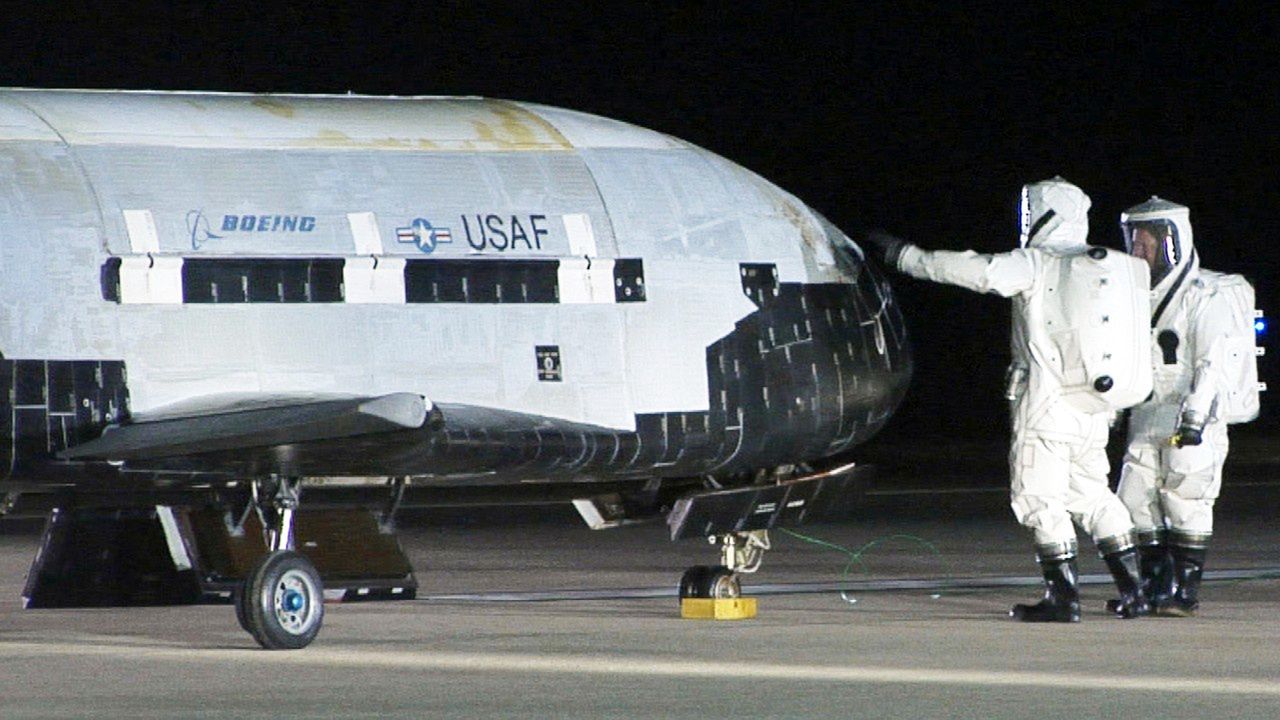 U.S. secret shuttle X-37B begins 7th orbital mission using SpaceX's ...