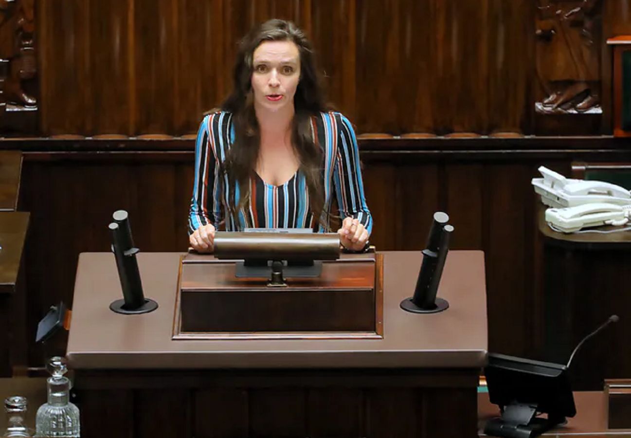 Klaudia Jachira przerobiła tekst "Roty". Posłowie PiS będą oburzeni ...