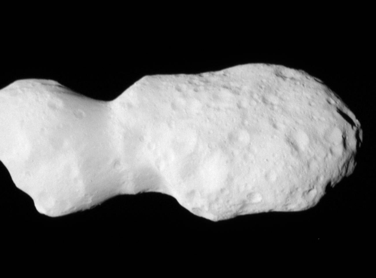 NASA's Lucy probe captures asteroid snapshot