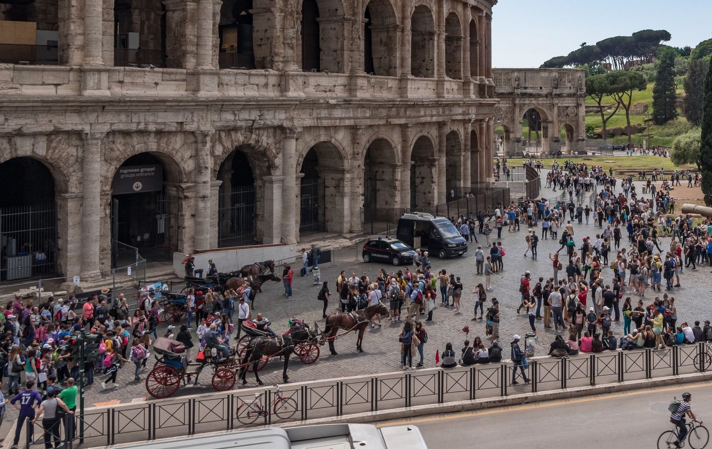 Rome unveils secret paths to ease tourist overload
